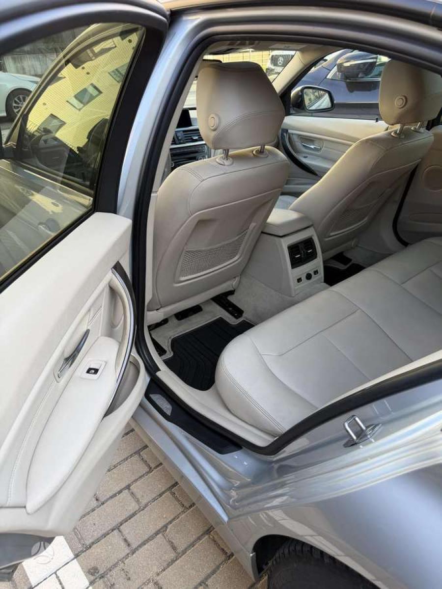 Grey BMW 328 2013 in Vilnius, with an engine capacity of 2.00 L and mileage of 208 thousand km for 9900 €, photo 12 on AUTOMOTO.COM.LV