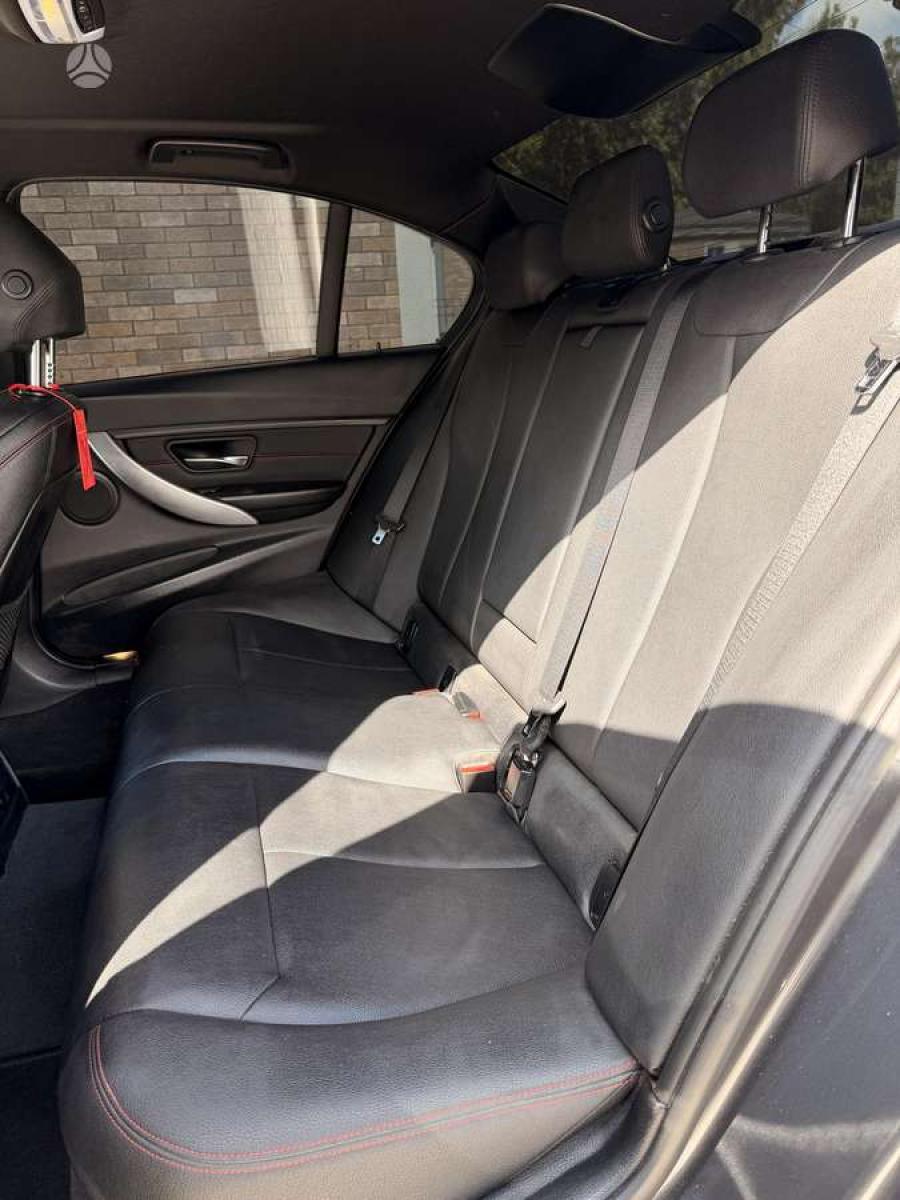 Grey BMW 328 2014 in Vilnius, with an engine capacity of 2.00 L and mileage of 193 thousand km for 11500 €, photo 13 on AUTOMOTO.COM.LV