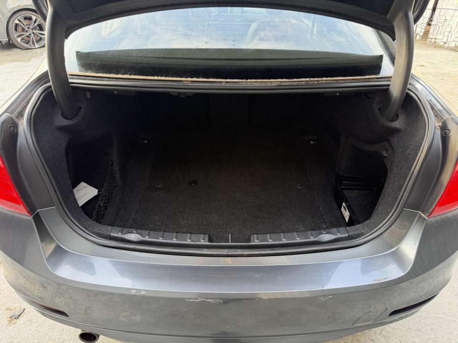 Pelēks BMW 328 2014 Šauļi, ar dzinēja tilpumu 2.00 L un nobraukumu 171 tūkst. km par 4950 €, foto 10 vietnē AUTOMOTO.COM.LV