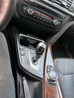 Pelēks BMW 328 2014 Šauļi, ar dzinēja tilpumu 2.00 L un nobraukumu 171 tūkst. km par 4950 €, foto 23 vietnē AUTOMOTO.COM.LV
