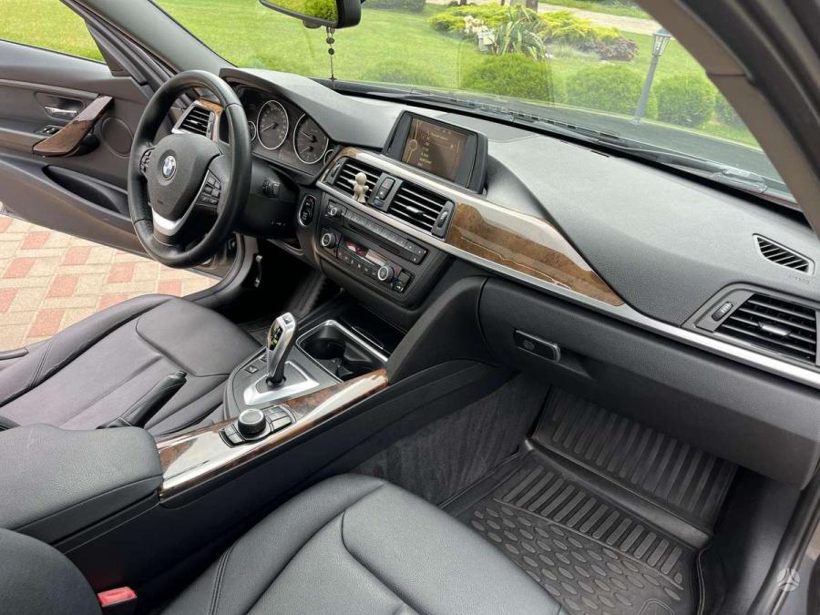 Pelēks BMW 328 2014 Viļņa, ar dzinēja tilpumu 2.00 L un nobraukumu 333 tūkst. km par 6450 €, foto 14 vietnē AUTOMOTO.COM.LV