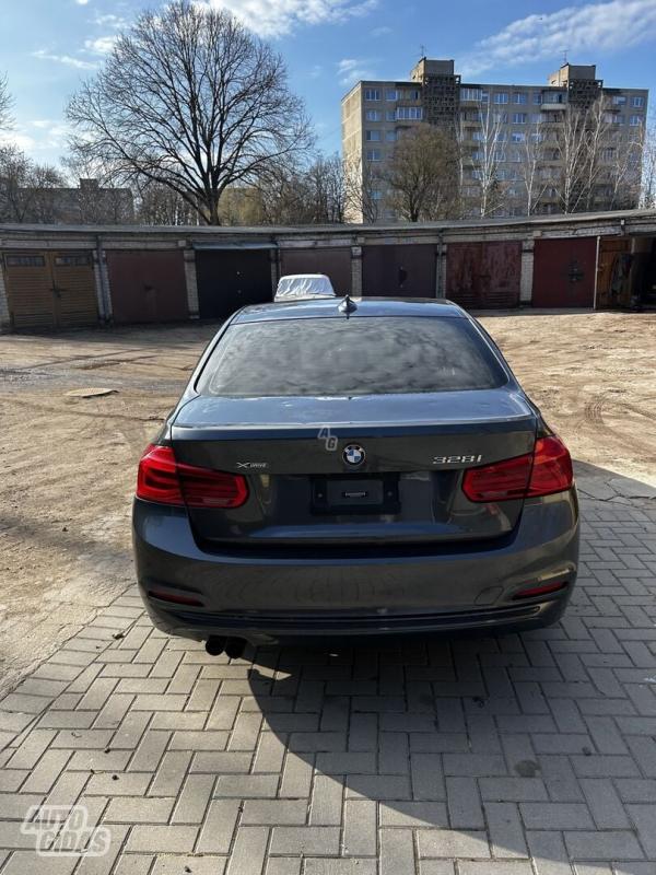 Grey BMW 328 2016 in Kaunas, with an engine capacity of 2.80 L and mileage of 210 thousand km for 8000 €, photo 5 on AUTOMOTO.COM.LV