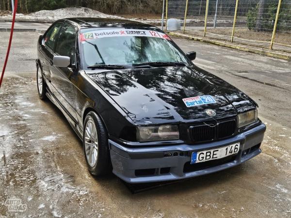 BMW 328 1997 in Ignalina, with an engine capacity of 2.80 L and mileage of 250 thousand km for 2800 €, photo 4 on AUTOMOTO.COM.LV