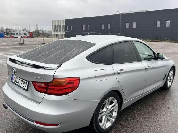 BMW 328 2013 in Vilnius, with an engine capacity of 2.00 L and mileage of 299 thousand km for 10000 €, photo 5 on AUTOMOTO.COM.LV