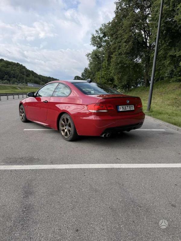 Sarkans BMW 328 2009 Kauņa, ar dzinēja tilpumu 3.00 L un nobraukumu 209 tūkst. km par 5850 €, foto 5 vietnē AUTOMOTO.COM.LV