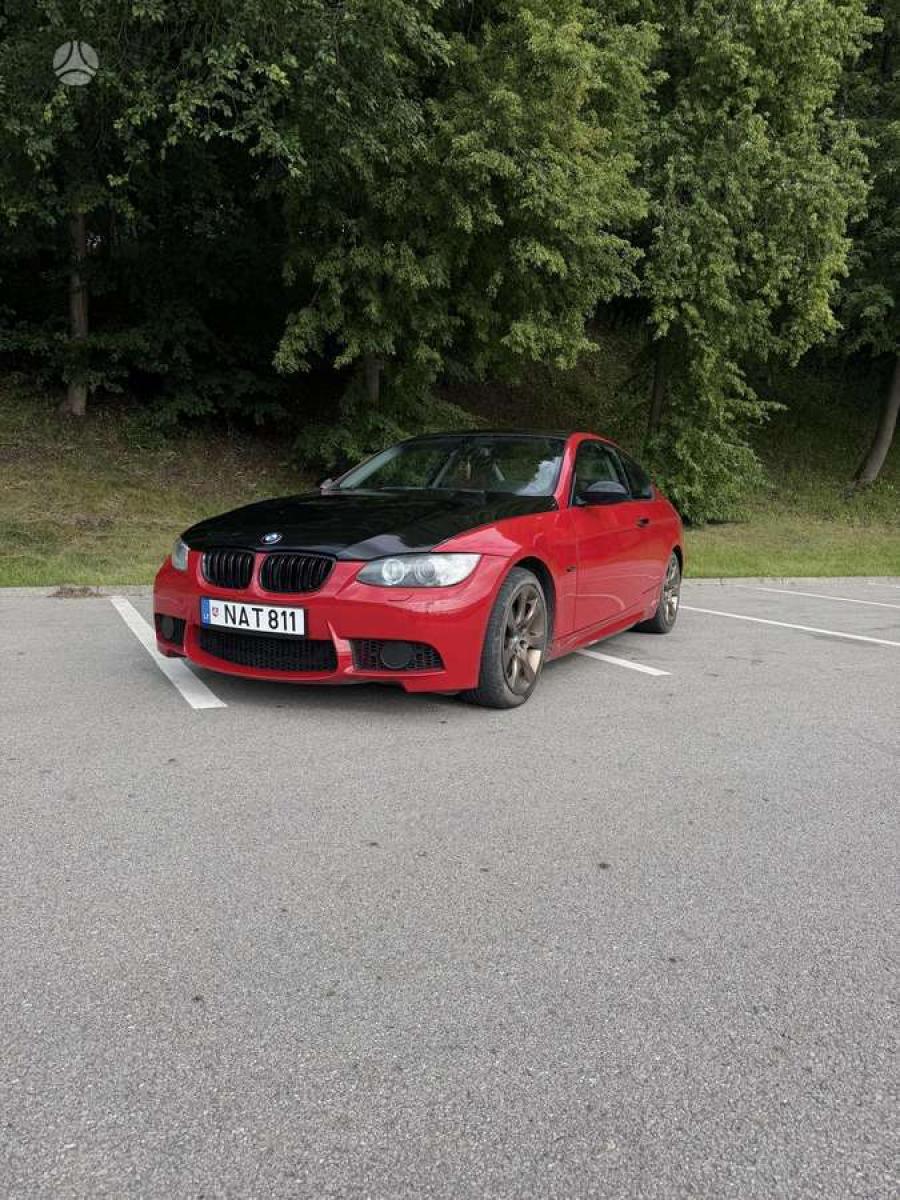 Red BMW 328 2009 in Kaunas, with an engine capacity of 3.00 L and mileage of 209 thousand km for 5850 €, photo 8 on AUTOMOTO.COM.LV