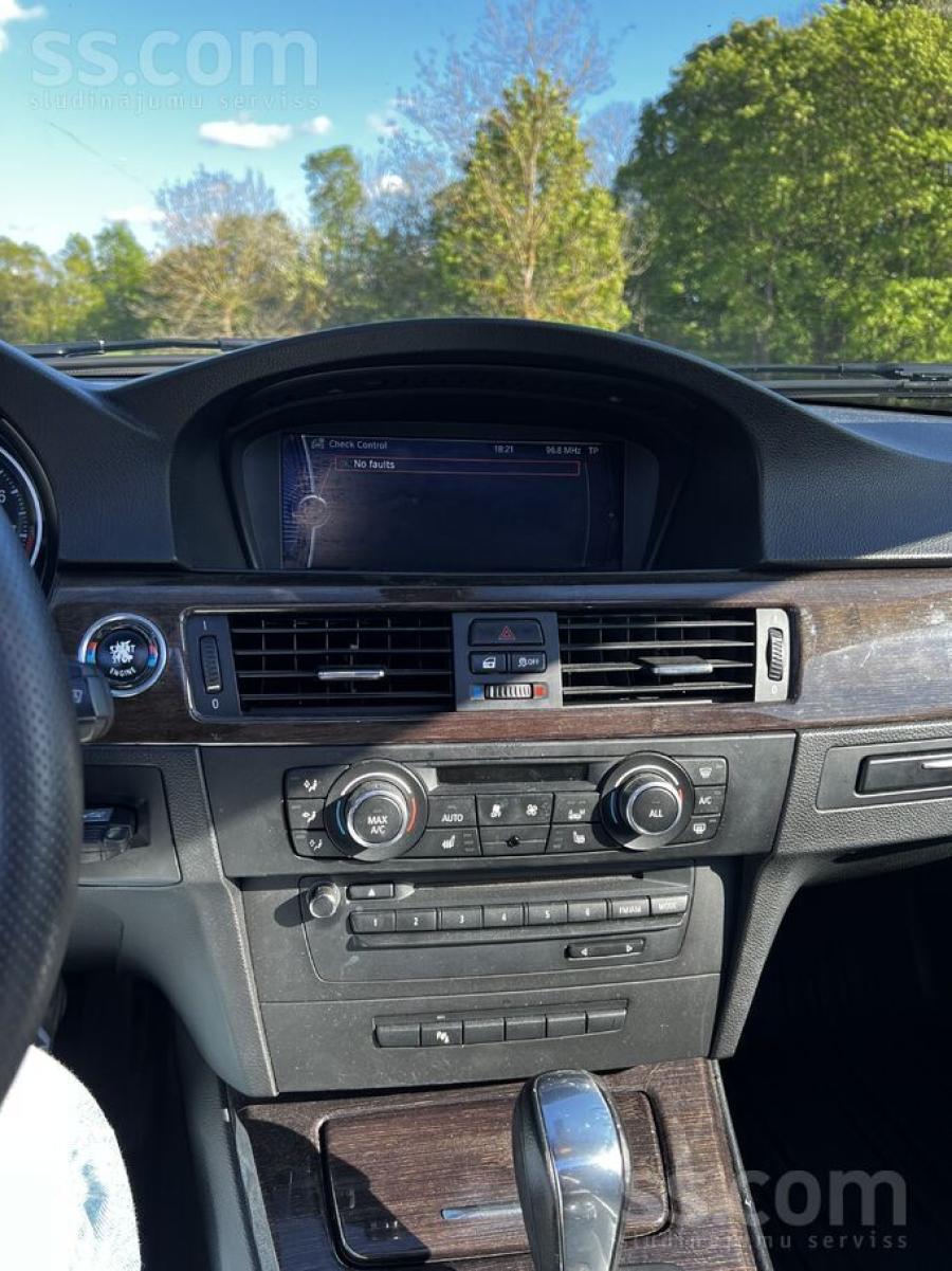 Sarkans BMW 328 2013 Rīga, ar dzinēja tilpumu 3.00 L un nobraukumu 161 tūkst. km par 10200 €, foto 17 vietnē AUTOMOTO.COM.LV