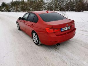 Red BMW 328 2012 in Vilnius, with an engine capacity of 2.00 L and mileage of 236 thousand km for 8590 €, photo 4 on AUTOMOTO.COM.LV