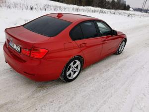 Red BMW 328 2012 in Vilnius, with an engine capacity of 2.00 L and mileage of 236 thousand km for 8590 €, photo 9 on AUTOMOTO.COM.LV