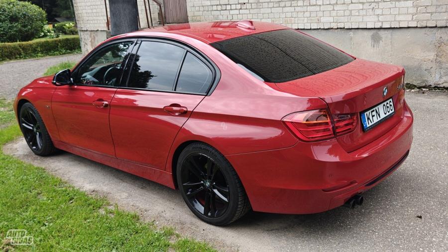 Red BMW 328 2012 in Vilnius, with an engine capacity of 2.00 L and mileage of 221 thousand km for 9999 €, photo 6 on AUTOMOTO.COM.LV