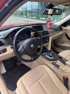Red BMW 328 2013 in Kaunas, with an engine capacity of 2.00 L and mileage of 315 thousand km for 9500 €, photo 9 on AUTOMOTO.COM.LV