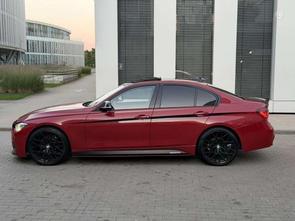 Red BMW 328 2013 in Vilnius, with an engine capacity of 2.00 L and mileage of 259 thousand km for 11750 €, photo 6 on AUTOMOTO.COM.LV