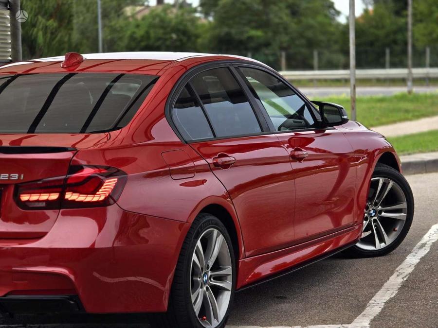 Red BMW 328 2016 in Radviliskis, with an engine capacity of 2.00 L and mileage of 195 thousand km for 12700 €, photo 14 on AUTOMOTO.COM.LV