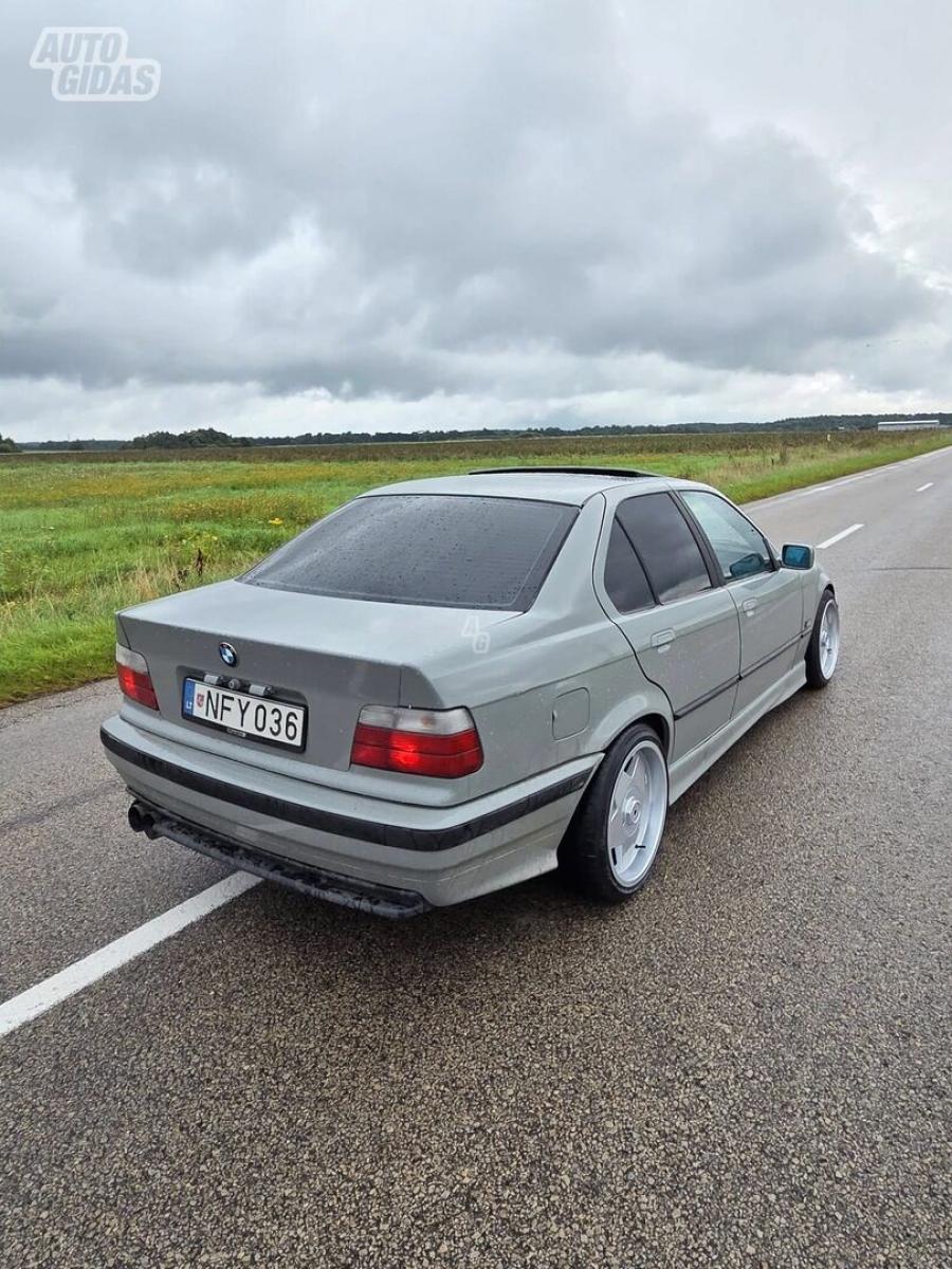 BMW 328 1996 in Vilnius, with an engine capacity of 2.80 L and mileage of 280 thousand km for 3200 €, photo 4 on AUTOMOTO.COM.LV