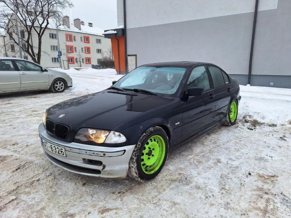 BMW 328 1998 in Valka, with an engine capacity of 2.80 L and mileage of 300 thousand km for 2500 €, photo 2 on AUTOMOTO.COM.LV