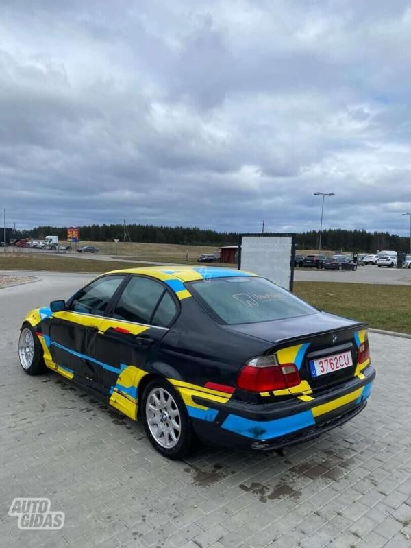 BMW 328 1999 Molėtai, ar dzinēja tilpumu 2.80 L un nobraukumu 182 tūkst. km par 3500 €, foto 4 vietnē AUTOMOTO.COM.LV