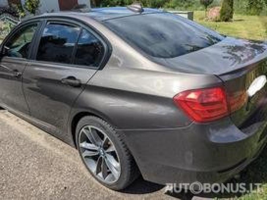 BMW 328 2012 in Vilnius, with an engine capacity of 2.80 L and mileage of 160 thousand km for 8800 €, photo 4 on AUTOMOTO.COM.LV