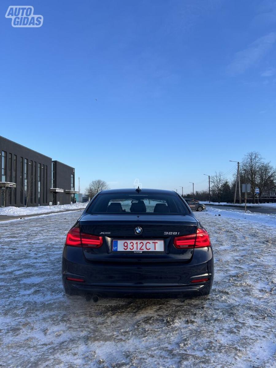 BMW 328 2016 in Kaunas, with an engine capacity of 2.00 L and mileage of 224 thousand km for 12400 €, photo 4 on AUTOMOTO.COM.LV