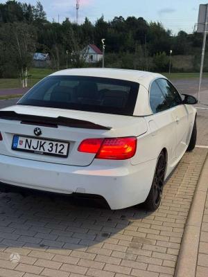 White BMW 328 2009 in Vilnius, with an engine capacity of 3.00 L and mileage of 136 thousand km for 9999 €, photo 7 on AUTOMOTO.COM.LV