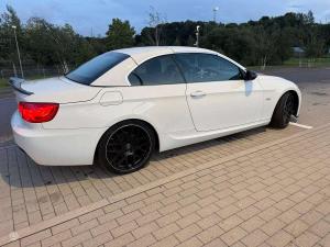 White BMW 328 2009 in Vilnius, with an engine capacity of 3.00 L and mileage of 136 thousand km for 9999 €, photo 8 on AUTOMOTO.COM.LV