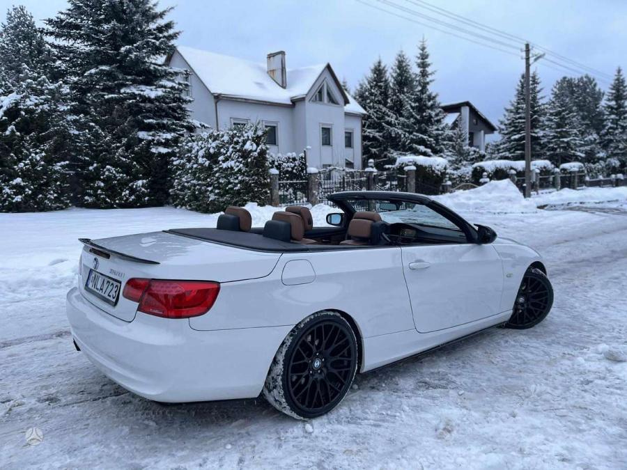 White BMW 328 2013 in Vilnius, with an engine capacity of 3.00 L and mileage of 170 thousand km for 8450 €, photo 19 on AUTOMOTO.COM.LV
