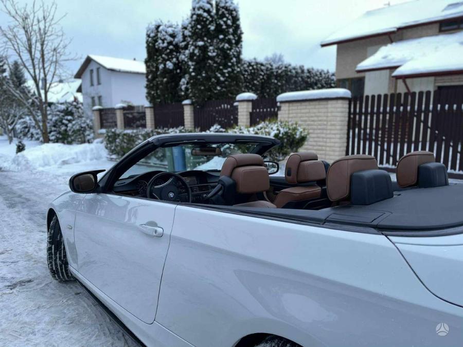 White BMW 328 2013 in Vilnius, with an engine capacity of 3.00 L and mileage of 170 thousand km for 8450 €, photo 30 on AUTOMOTO.COM.LV