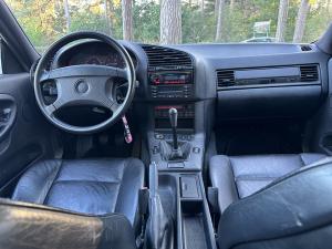 Balts BMW 328 1994 Tallina, ar dzinēja tilpumu 2.80 L un nobraukumu 287 tūkst. km par 8000 €, foto 11 vietnē AUTOMOTO.COM.LV