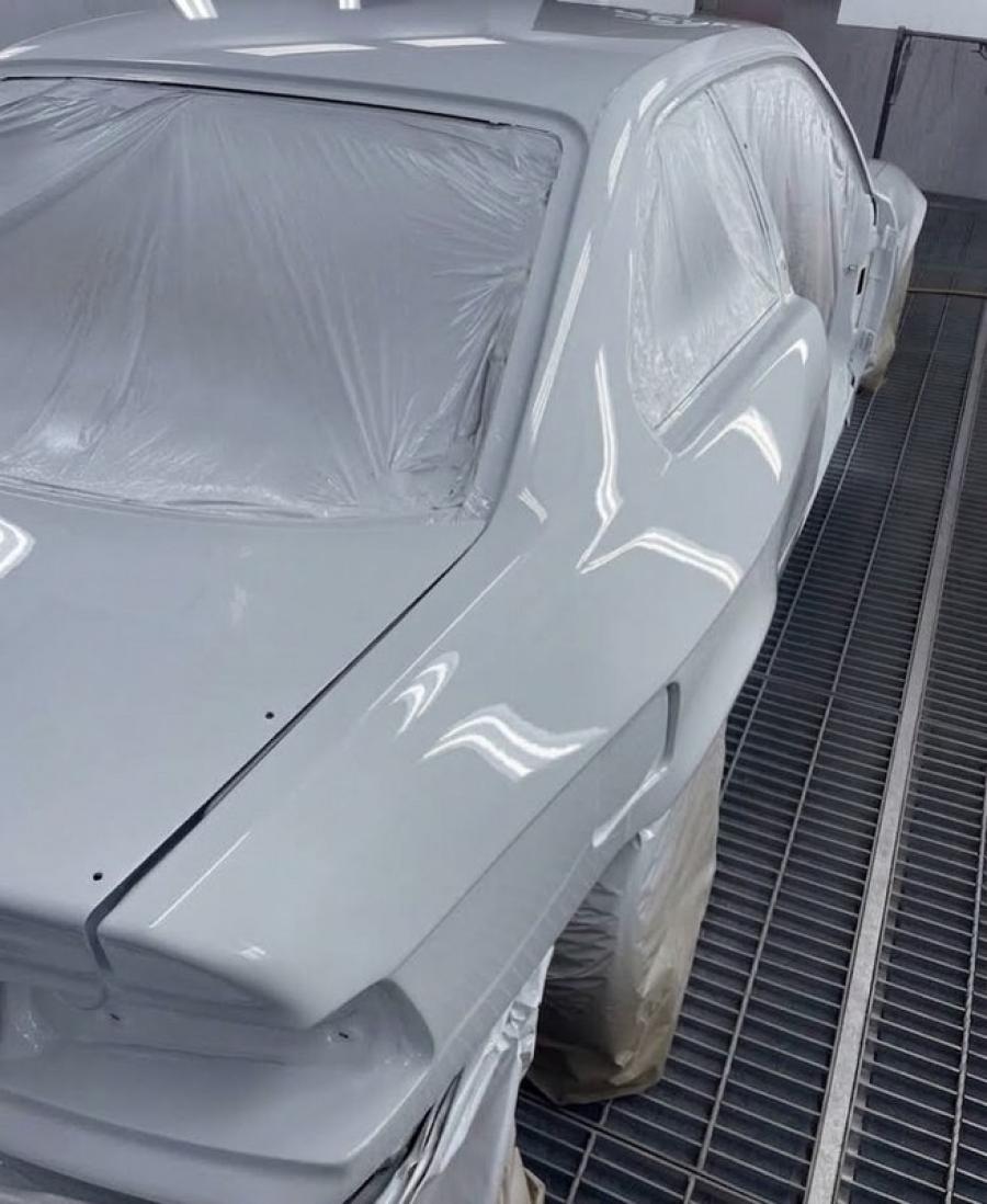 Balts BMW 328 1994 Tallina, ar dzinēja tilpumu 2.80 L un nobraukumu 287 tūkst. km par 8000 €, foto 24 vietnē AUTOMOTO.COM.LV