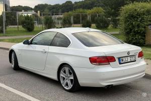 White BMW 328 2008 in Vilnius, with an engine capacity of 3.00 L and mileage of 246 thousand km for 5999 €, photo 5 on AUTOMOTO.COM.LV