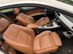 White BMW 328 2008 in Vilnius, with an engine capacity of 3.00 L and mileage of 246 thousand km for 5999 €, photo 18 on AUTOMOTO.COM.LV