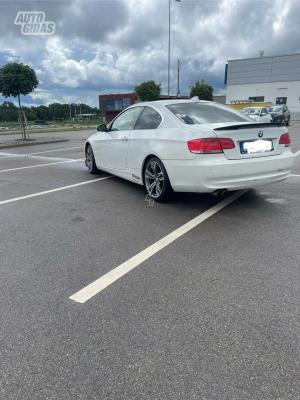 Balts BMW 328 2009 Kauņa, ar dzinēja tilpumu 3.00 L un nobraukumu 272 tūkst. km par 7100 €, foto 7 vietnē AUTOMOTO.COM.LV