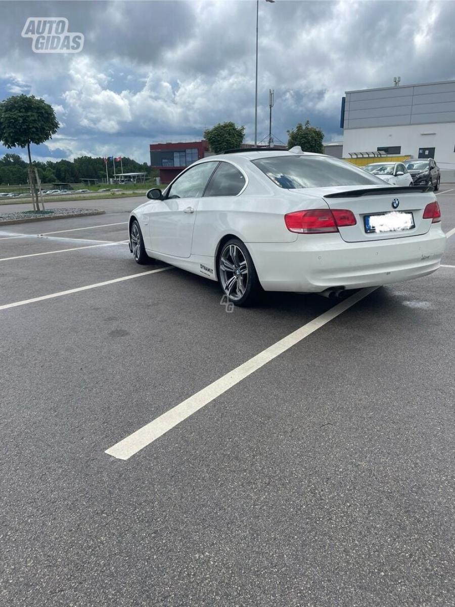 Balts BMW 328 2009 Kauņa, ar dzinēja tilpumu 3.00 L un nobraukumu 272 tūkst. km par 7100 €, foto 7 vietnē AUTOMOTO.COM.LV