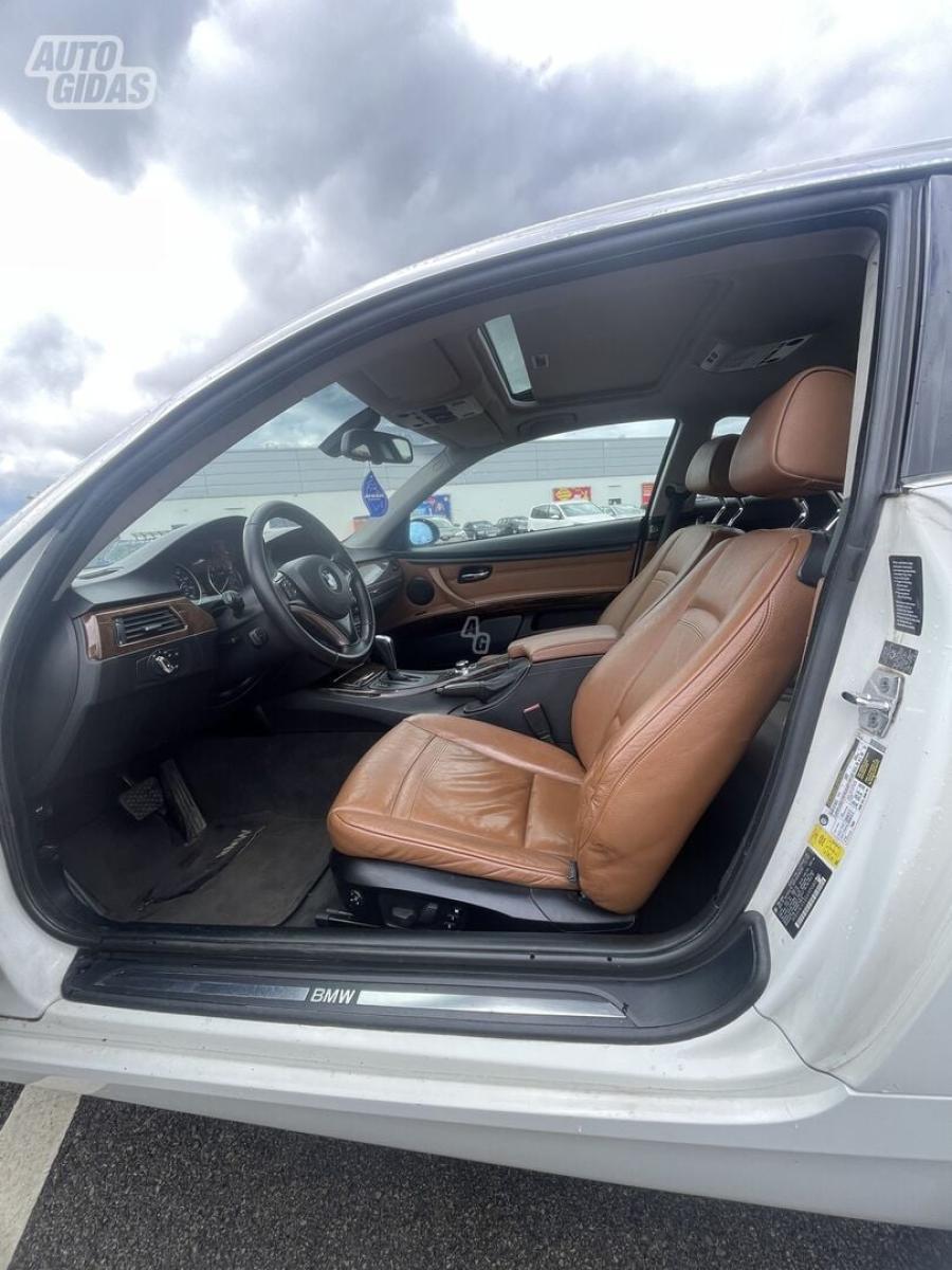 Balts BMW 328 2009 Kauņa, ar dzinēja tilpumu 3.00 L un nobraukumu 272 tūkst. km par 7100 €, foto 9 vietnē AUTOMOTO.COM.LV
