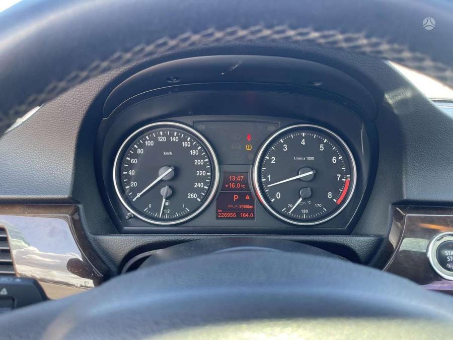 Белый БМВ 328 2011 в Паневежис, объемом двигателя 3.00 л и пробегом 227 тыс. км за 7300 €, фото 14 на AUTOMOTO.COM.LV