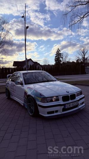 White BMW 328 1997 in Riga, with an engine capacity of 2.80 L and mileage of 200 thousand km for 7750 €, photo 7 on AUTOMOTO.COM.LV