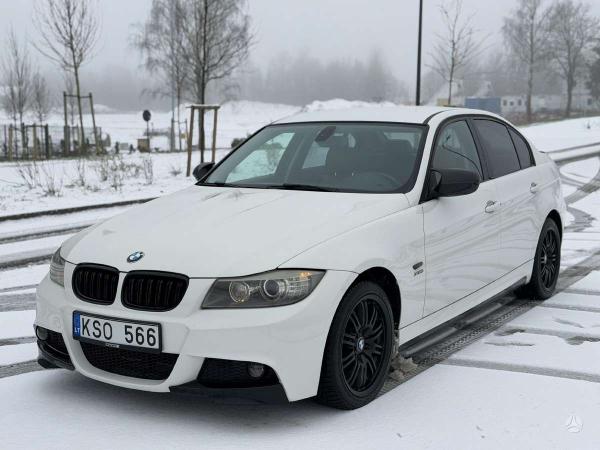 White BMW 328 2011 in Vilnius, with an engine capacity of 3.00 L and mileage of 205 thousand km for 5250 €, photo 5 on AUTOMOTO.COM.LV