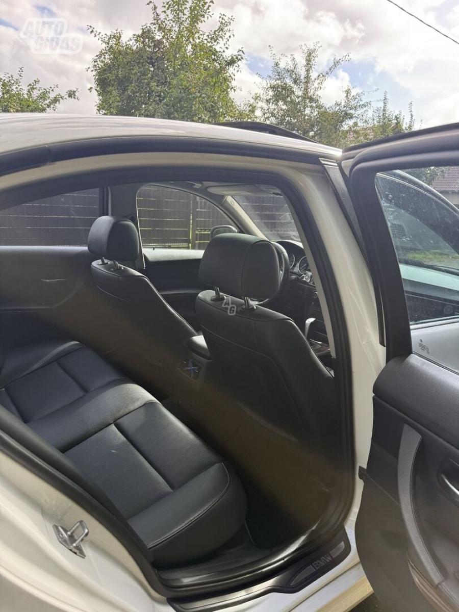 Balts BMW 328 2011 Klaipėda, ar dzinēja tilpumu 3.00 L un nobraukumu 149 tūkst. km par 5000 €, foto 9 vietnē AUTOMOTO.COM.LV