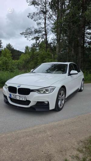 Balts BMW 328 2012 Viļņa, ar dzinēja tilpumu 2.00 L un nobraukumu 208 tūkst. km par 8833 €, foto  vietnē AUTOMOTO.COM.LV
