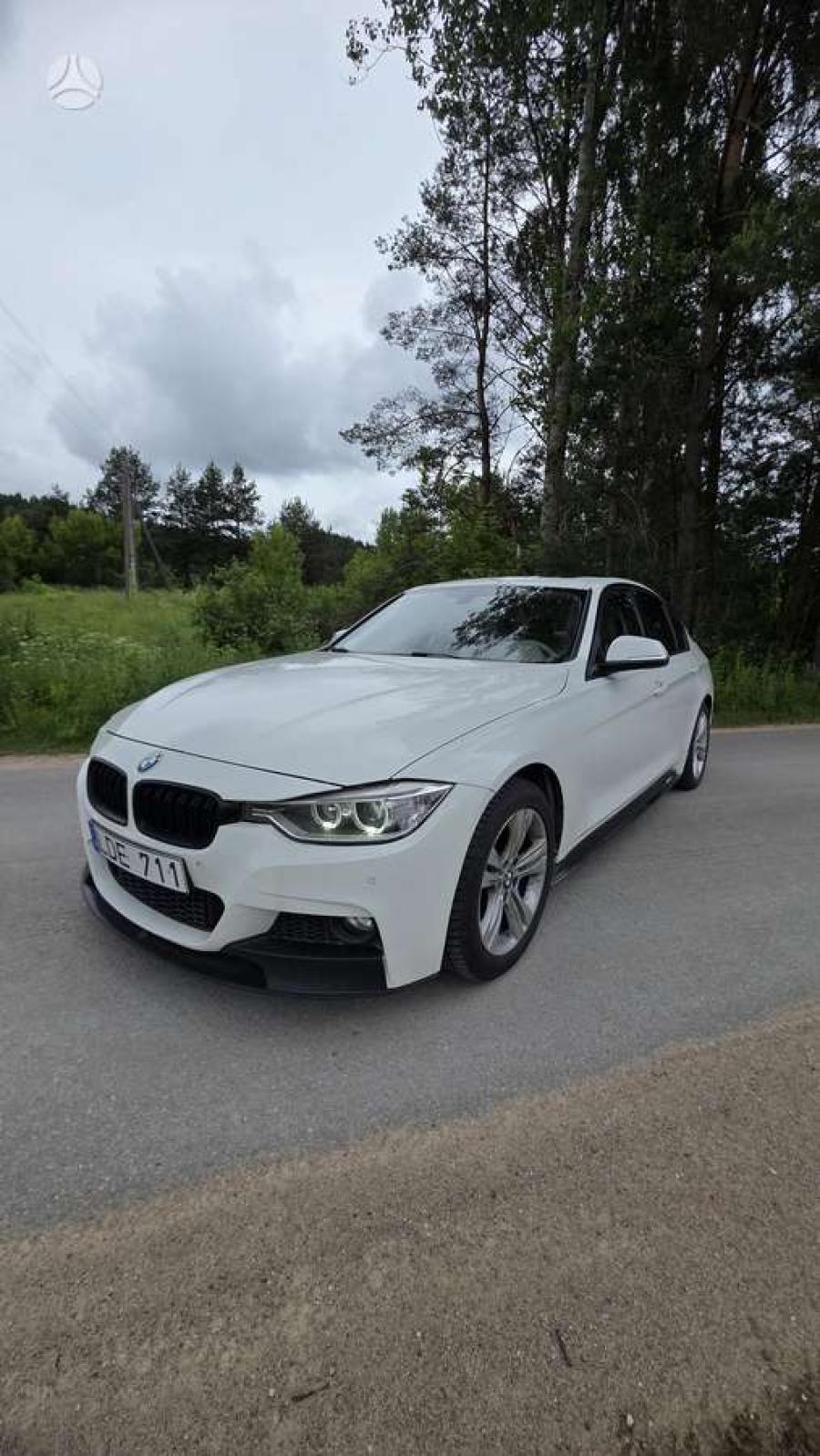 White BMW 328 2012 in Vilnius, with an engine capacity of 2.00 L and mileage of 208 thousand km for 8833 €, photo 3 on AUTOMOTO.COM.LV