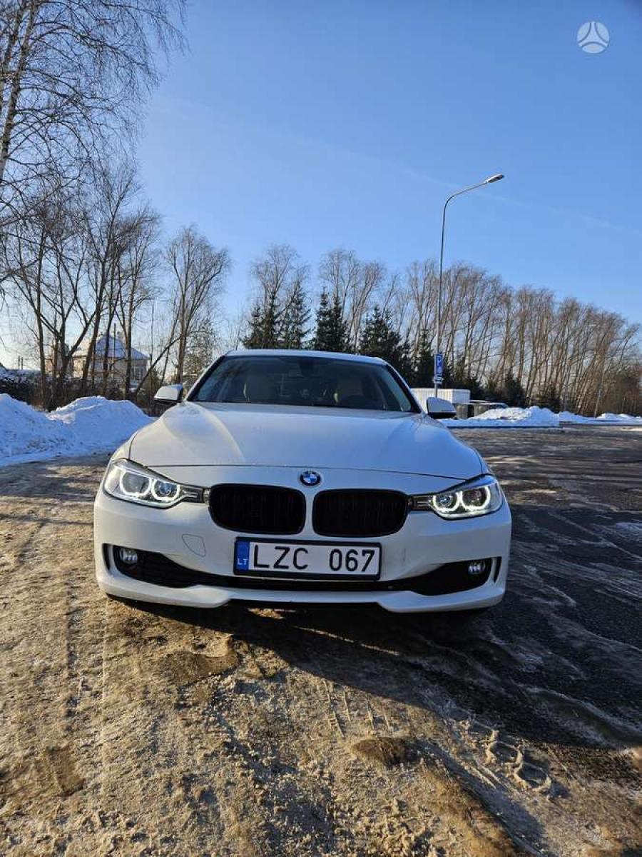 Balts BMW 328 2013 Radviliškis, ar dzinēja tilpumu 2.00 L un nobraukumu 143 tūkst. km par 10500 €, foto 1 vietnē AUTOMOTO.COM.LV