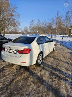 Balts BMW 328 2013 Radviliškis, ar dzinēja tilpumu 2.00 L un nobraukumu 143 tūkst. km par 10500 €, foto 5 vietnē AUTOMOTO.COM.LV