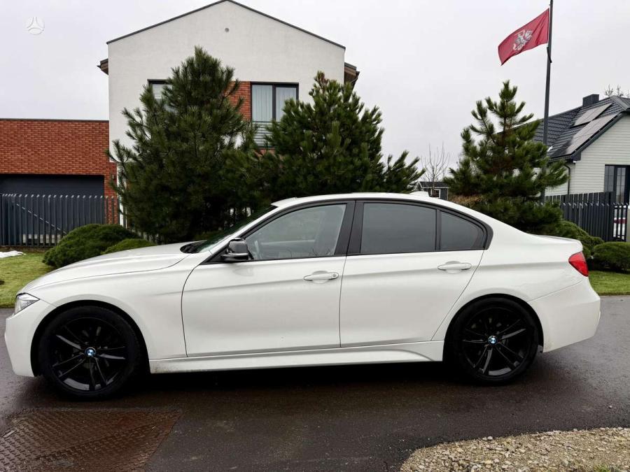 White BMW 328 2013 in Vilnius, with an engine capacity of 2.00 L and mileage of 170 thousand km for 11450 €, photo 3 on AUTOMOTO.COM.LV