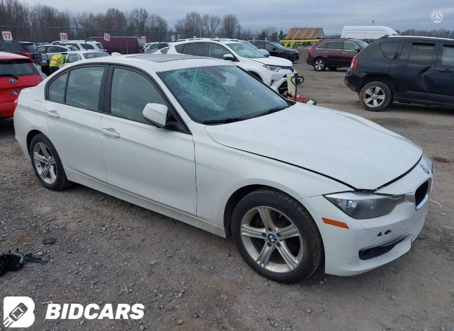 White BMW 328 2013 in Vilnius, with an engine capacity of 2.00 L and mileage of 222 thousand km for 8150 €, photo 30 on AUTOMOTO.COM.LV