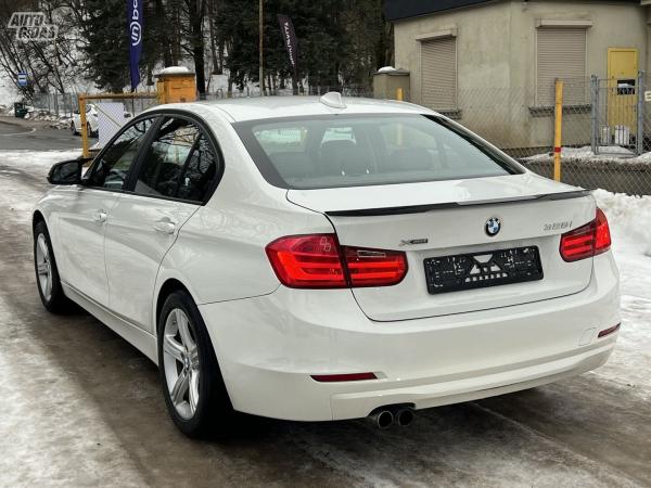 White BMW 328 2013 in Vilnius, with an engine capacity of 2.00 L and mileage of 222 thousand km for 9000 €, photo 2 on AUTOMOTO.COM.LV