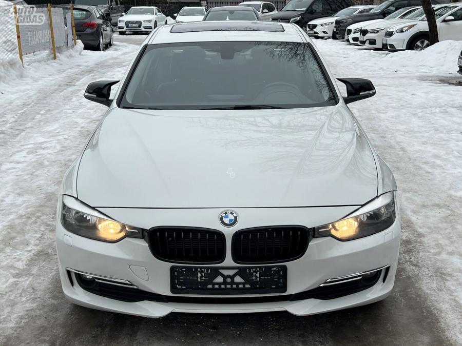 Balts BMW 328 2013 Viļņa, ar dzinēja tilpumu 2.00 L un nobraukumu 222 tūkst. km par 9000 €, foto 6 vietnē AUTOMOTO.COM.LV