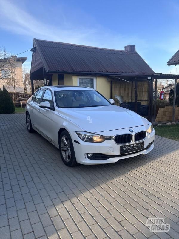 White BMW 328 2013 in Gargzdai, with an engine capacity of 2.00 L and mileage of 145 thousand km for 6500 €, photo 1 on AUTOMOTO.COM.LV