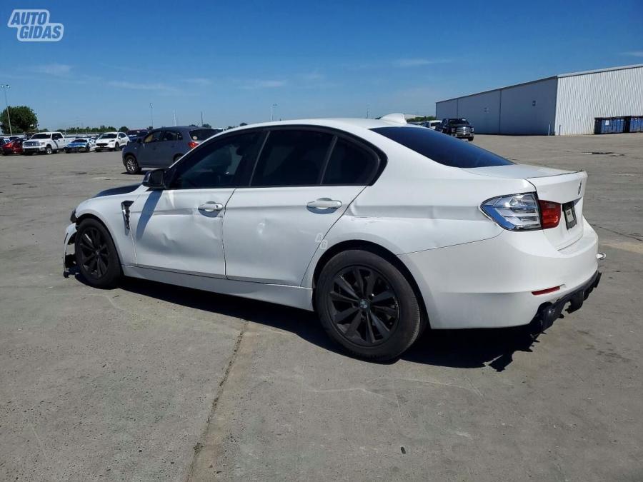White BMW 328 2013 in Klaipeda, with an engine capacity of 2.00 L and mileage of 149 thousand km for 4250 €, photo 3 on AUTOMOTO.COM.LV