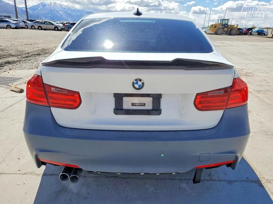 White BMW 328 2013 in Klaipeda, with an engine capacity of 2.00 L and mileage of 156 thousand km for 4650 €, photo 7 on AUTOMOTO.COM.LV