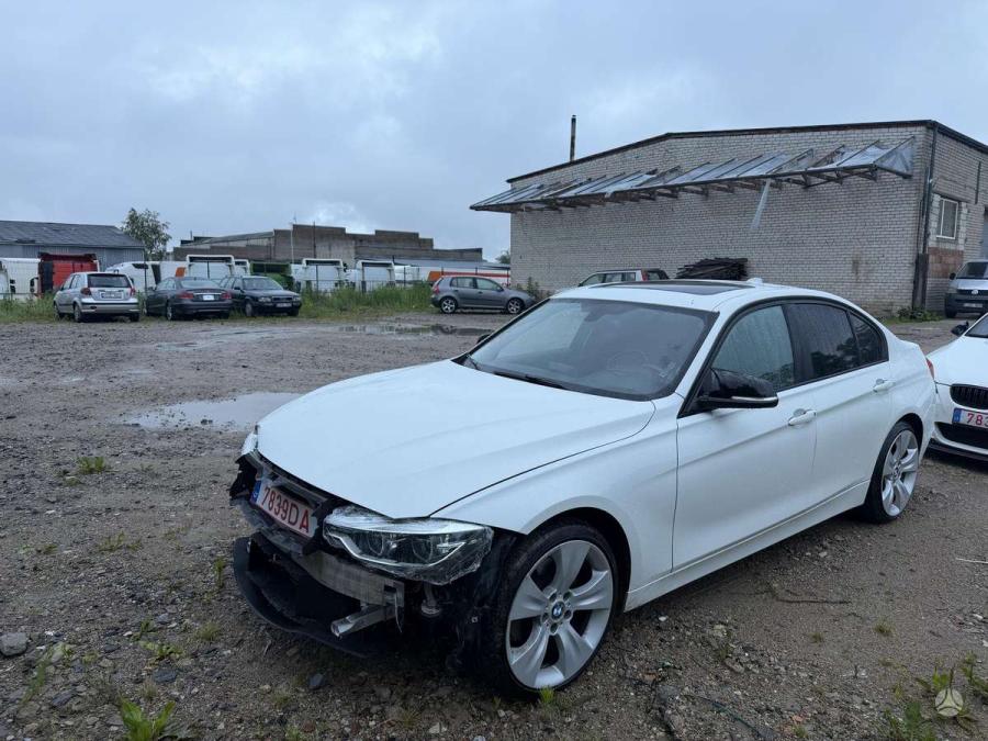 Balts BMW 328 2013 Plungė, ar dzinēja tilpumu 2.01 L un nobraukumu 250 tūkst. km par 8150 €, foto 4 vietnē AUTOMOTO.COM.LV