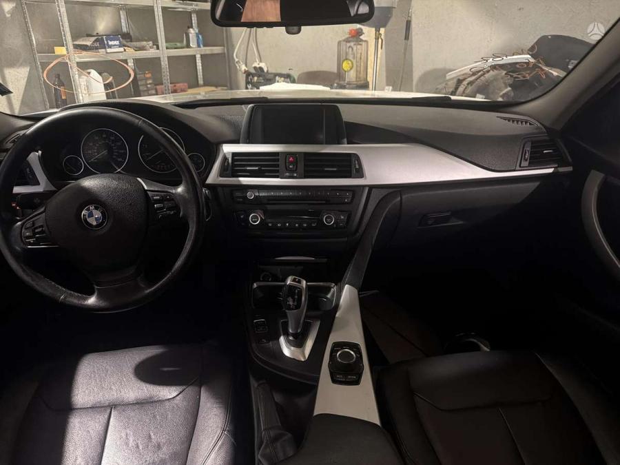 Balts BMW 328 2013 Plungė, ar dzinēja tilpumu 2.01 L un nobraukumu 250 tūkst. km par 8150 €, foto 11 vietnē AUTOMOTO.COM.LV